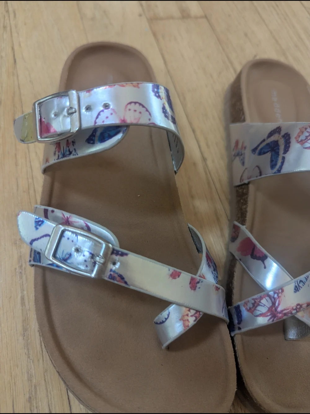 Steve Madden | Shoes | Steve Maddan Little Girl Sz 3 Silver Floral ...